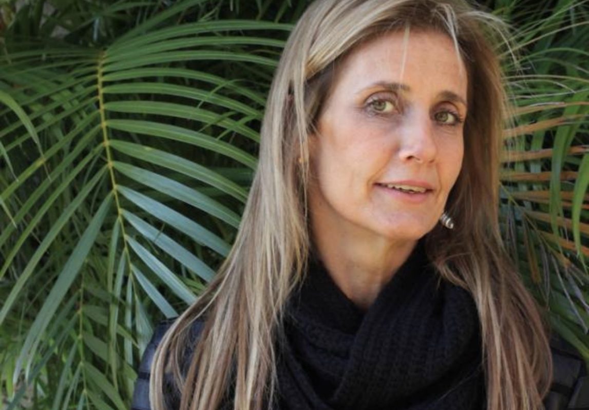 Mundo encantado de Helena - Revista Bá